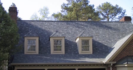 Choosing the Right Shingle Color for Your Home